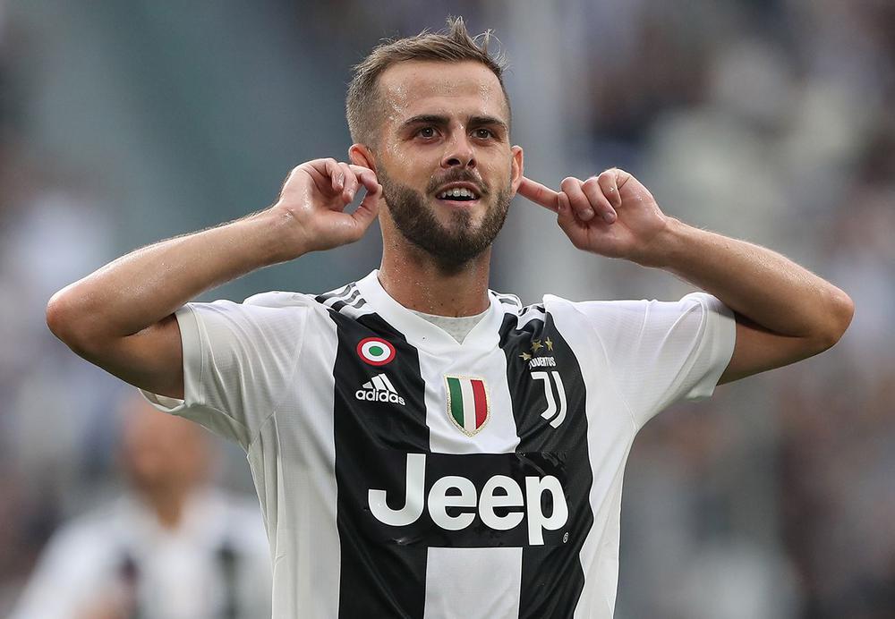 VIDEO: Pjanićev sin že trenira z očetovimi soigralci – Šport TV