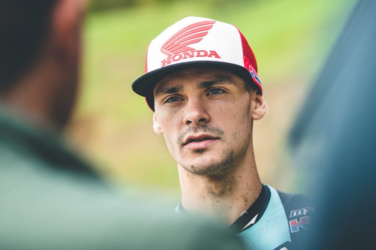 VIDEO: Tim Gajser se za novo sezono že ogreva na novem motociklu – Šport TV